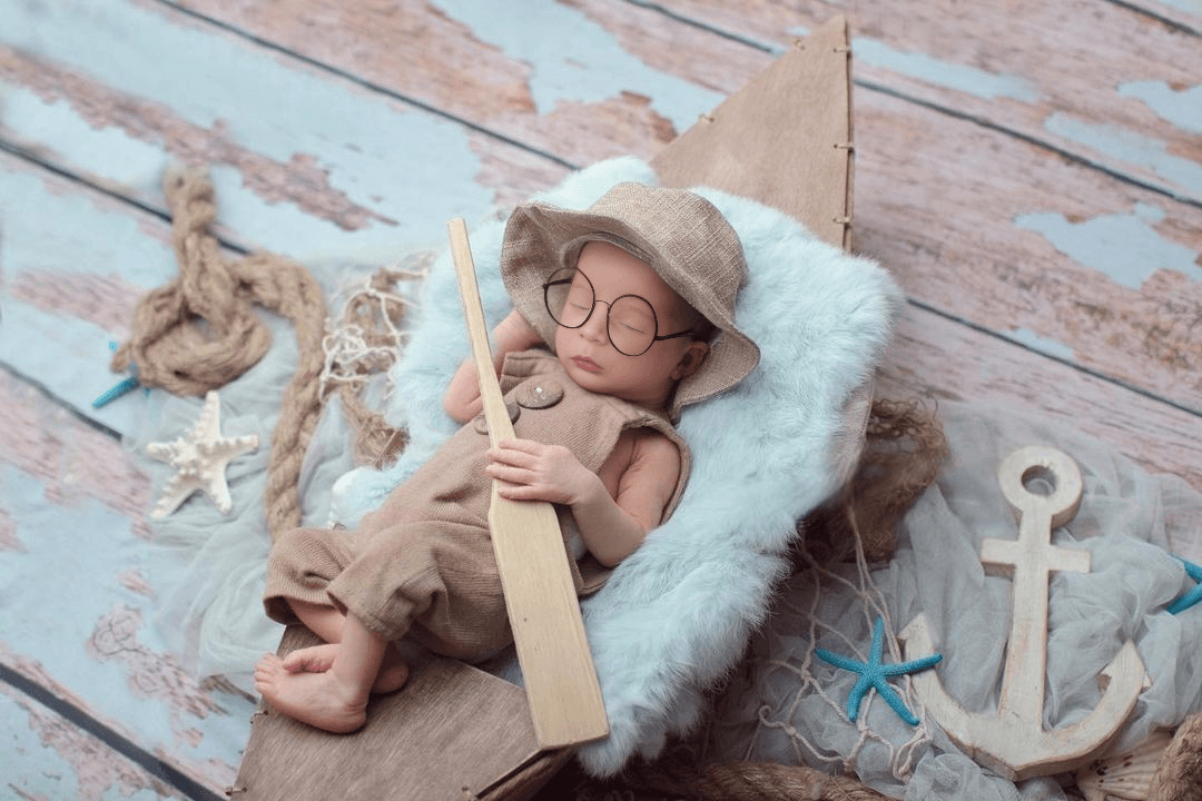 DIY Newborn Photography: How to take newborn photos at home - BabyAI